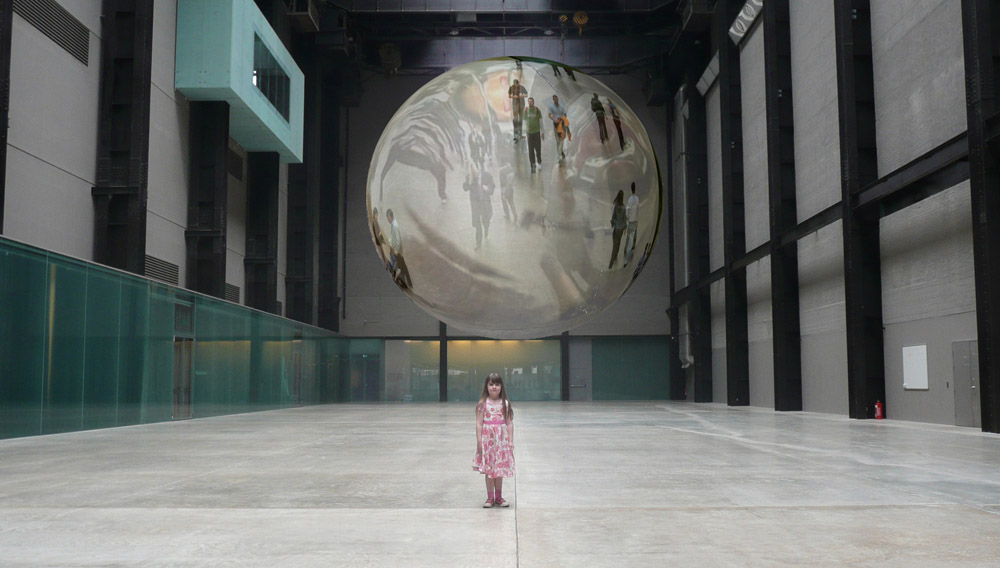 STANZA || Artwork made by the British artist Stanza. Installations ...